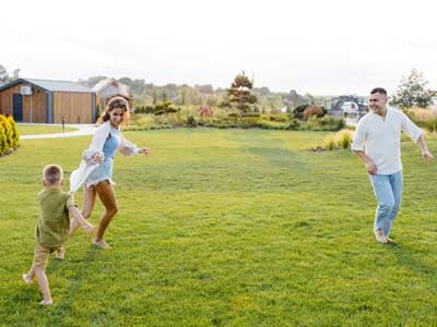 Expert Lawn Care Services in Ohio | TLC - The Lawn Company